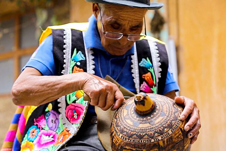 Peruvian Crafts | Handcrafted Andean Gifts & Alpaca Products